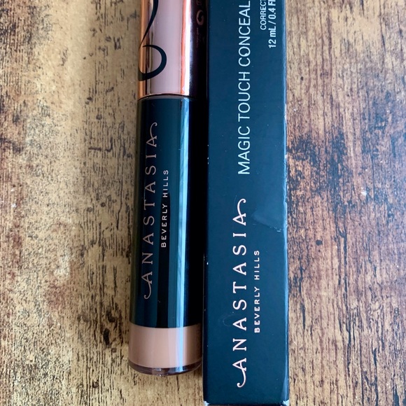 Anastasia Beverly Hills | Makeup | Anastasia Beverly Hills Concealer ...